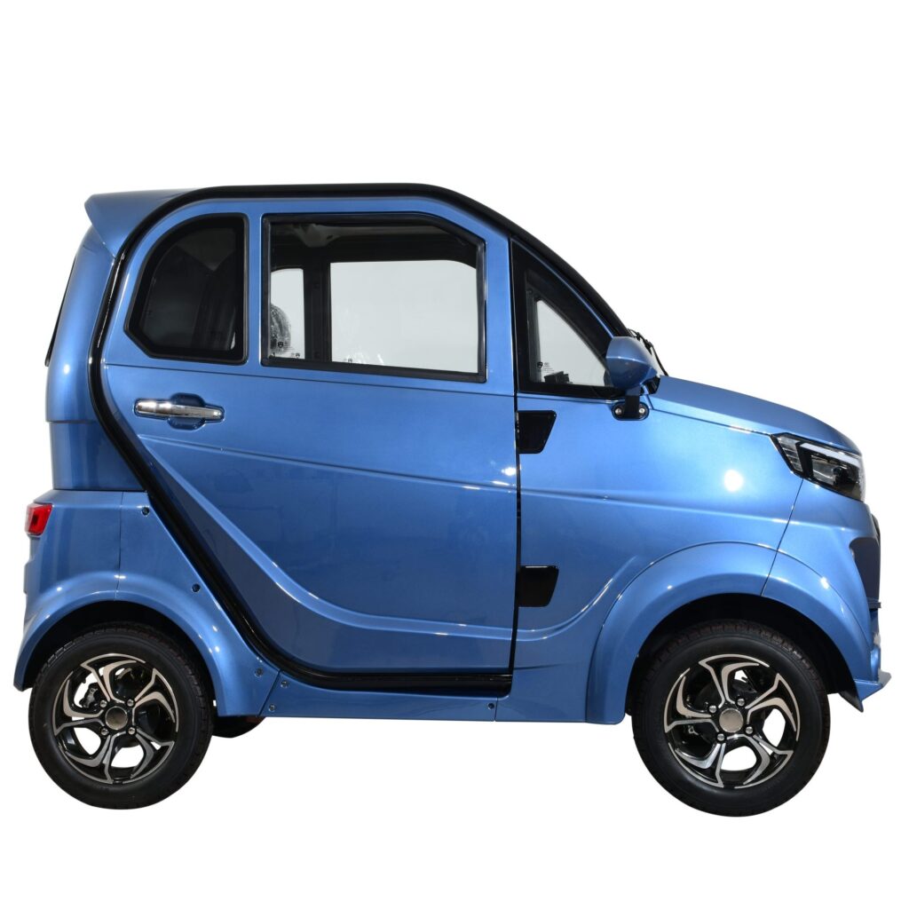 Q Express Fully Enclosed Cabin Scooter - Heavy Duty Mobility